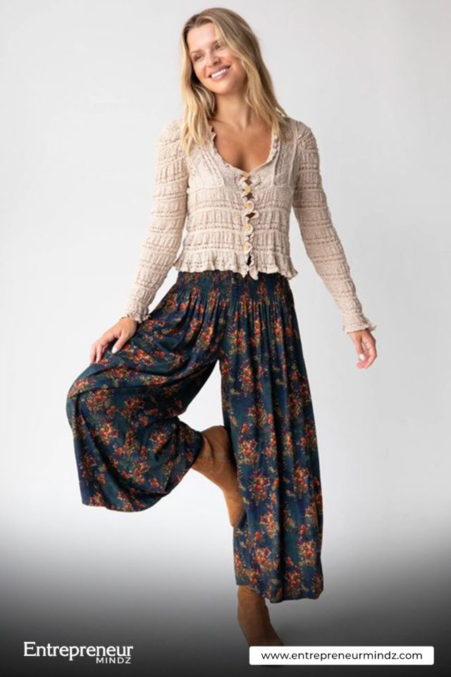 20+ Effortlessly Cool Boho Outfits To Dress To Impress