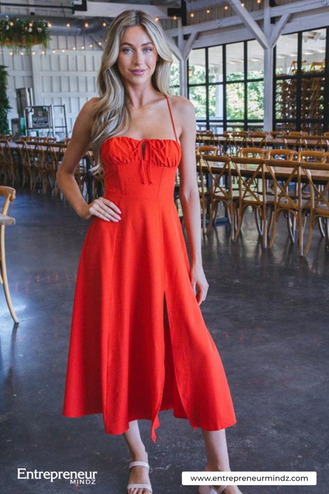 35 Luxury Red Dresses For Date Night