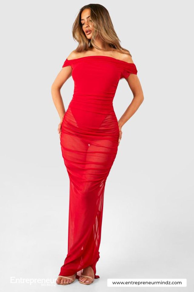 35 Luxury Red Dresses For Date Night