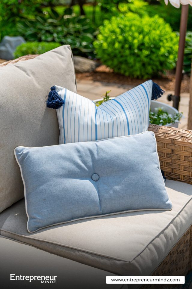 20 Inspiring Outdoor Room Ideas