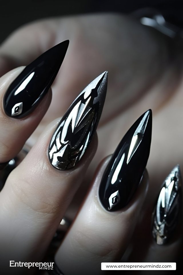60+ Ghoulishly Gorgeous Halloween Nail Designs for 2024