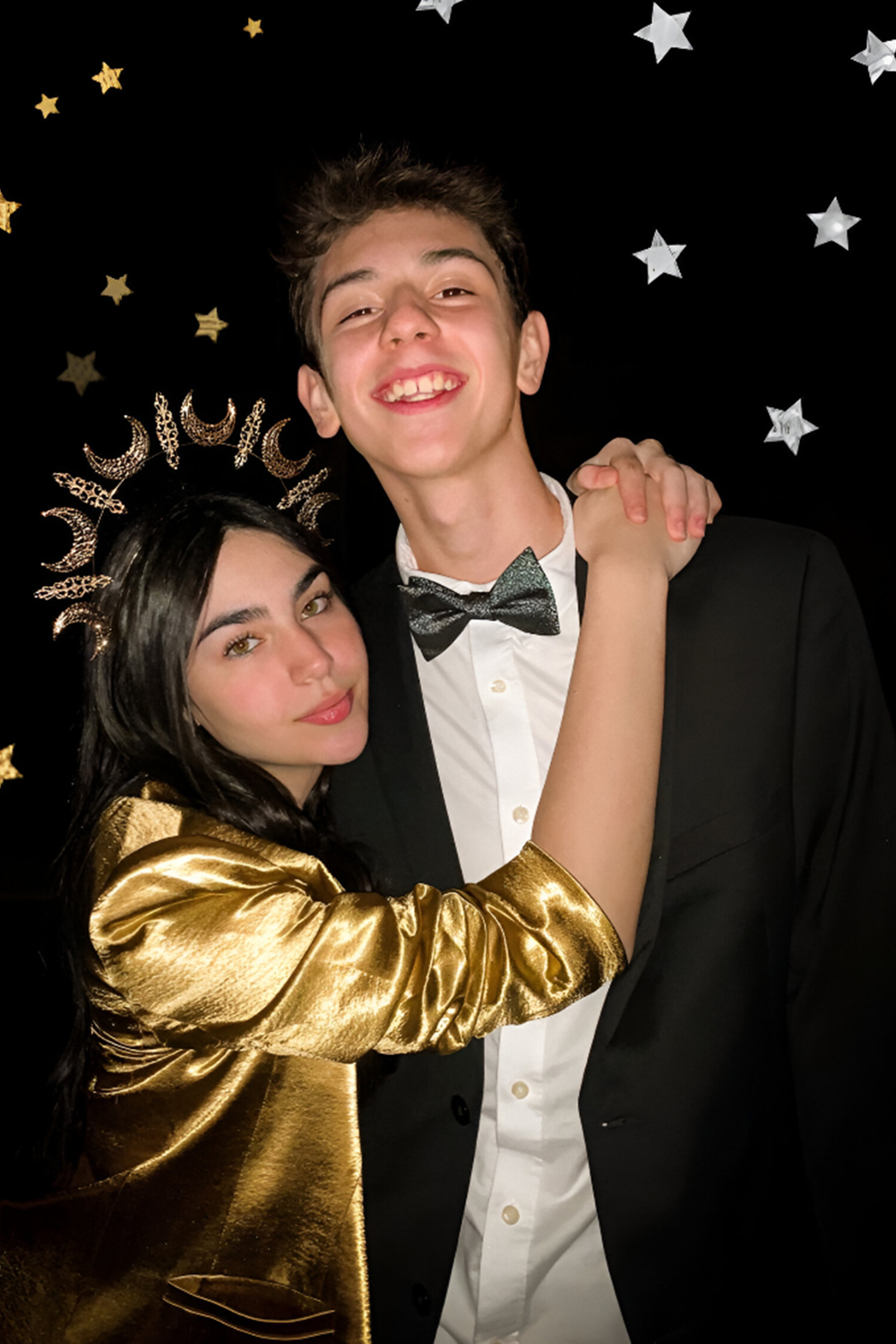 2025 Couples Looks: Spooky Yet Stylish Halloween Costumes ...