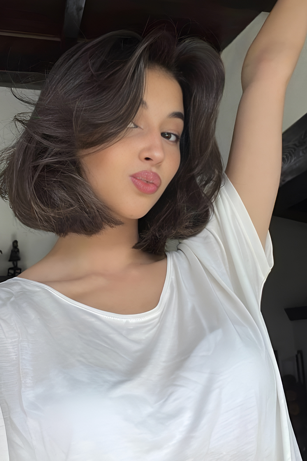 12 Modern Chin-Length Blunt Cuts for 2025 » EntrepreneurMindz